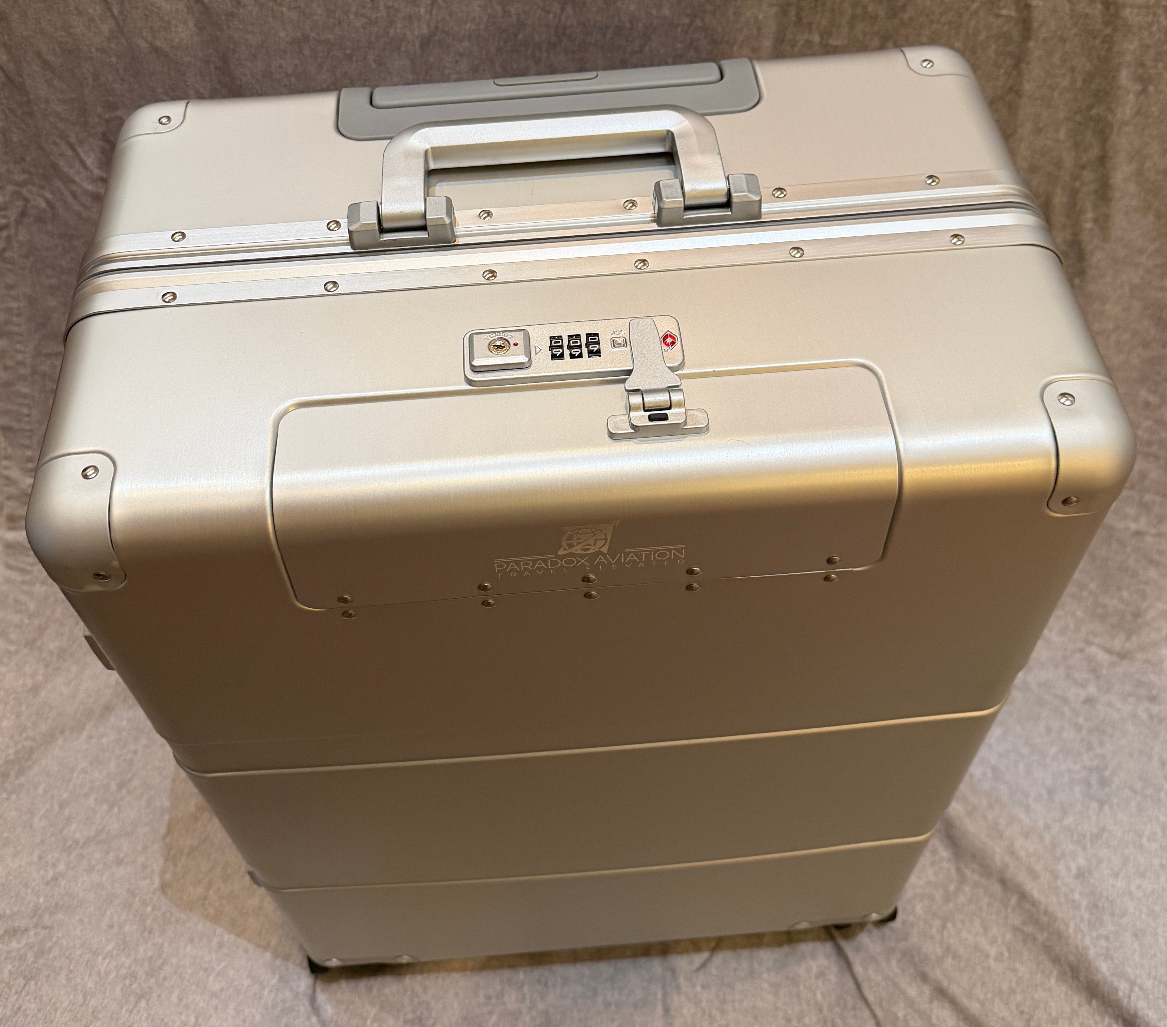 Blem 25" Leisure Traveler Roll Aboard in Star Light Silver - B1 ...
